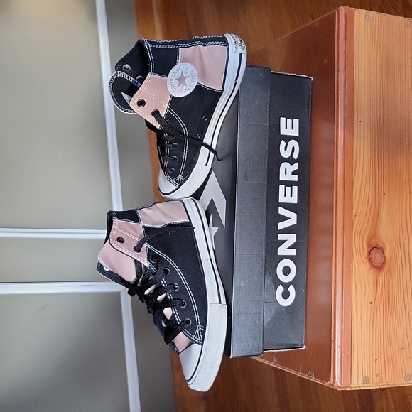Converse | Shoes | Converse Twotoned Sneakers | Poshmark